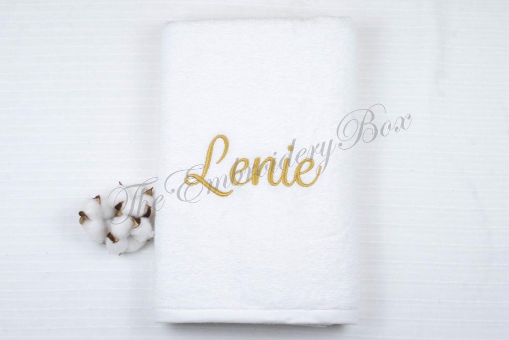 Personalized Embroidered Bath Towel - The Embroidery Box